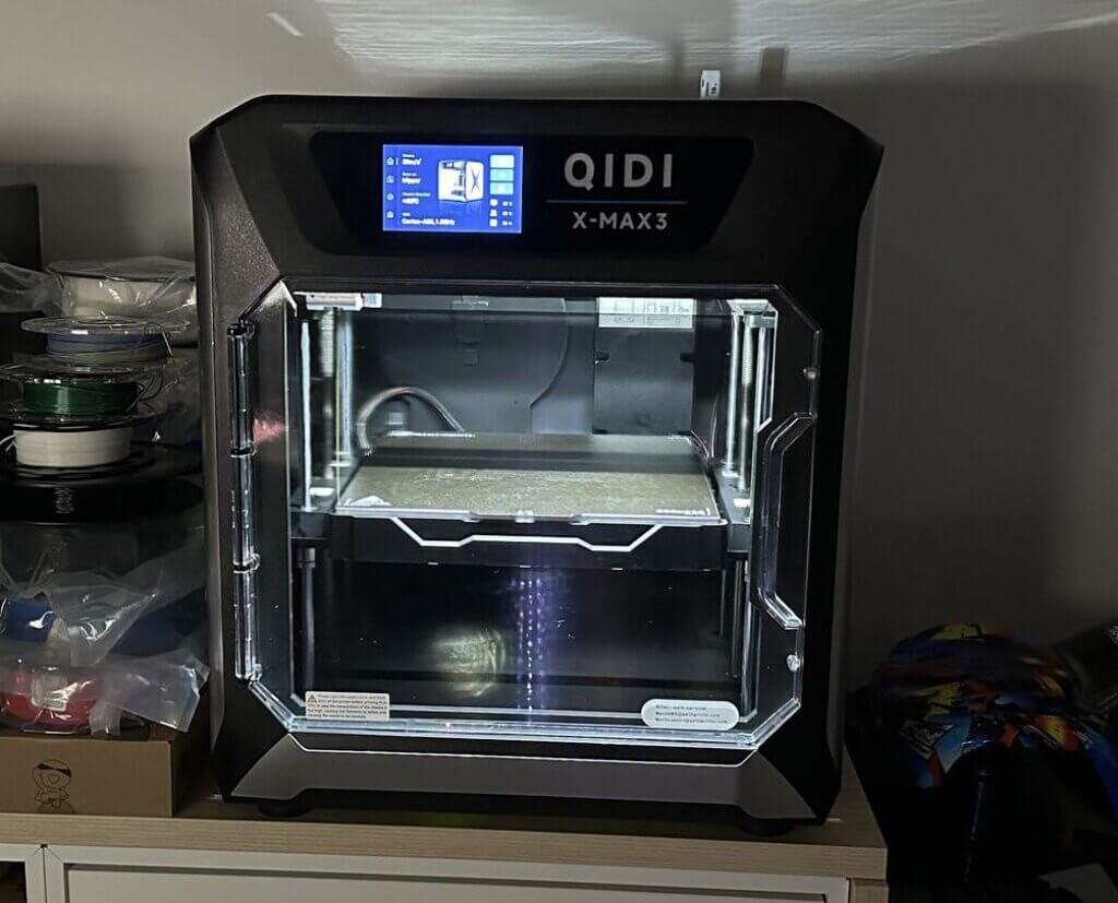Test de la Qidi X-max 3, l'imprimante 3D stable, précise et rapide ...